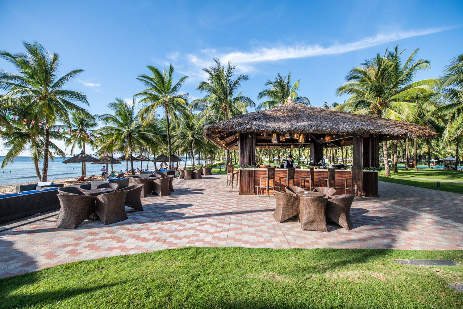 Sim Bar | Vinpearl
