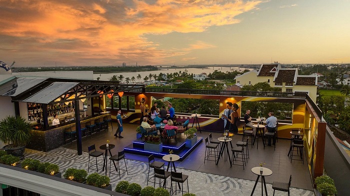 Bars in Hoi An: 15+ best spots you will definitely love