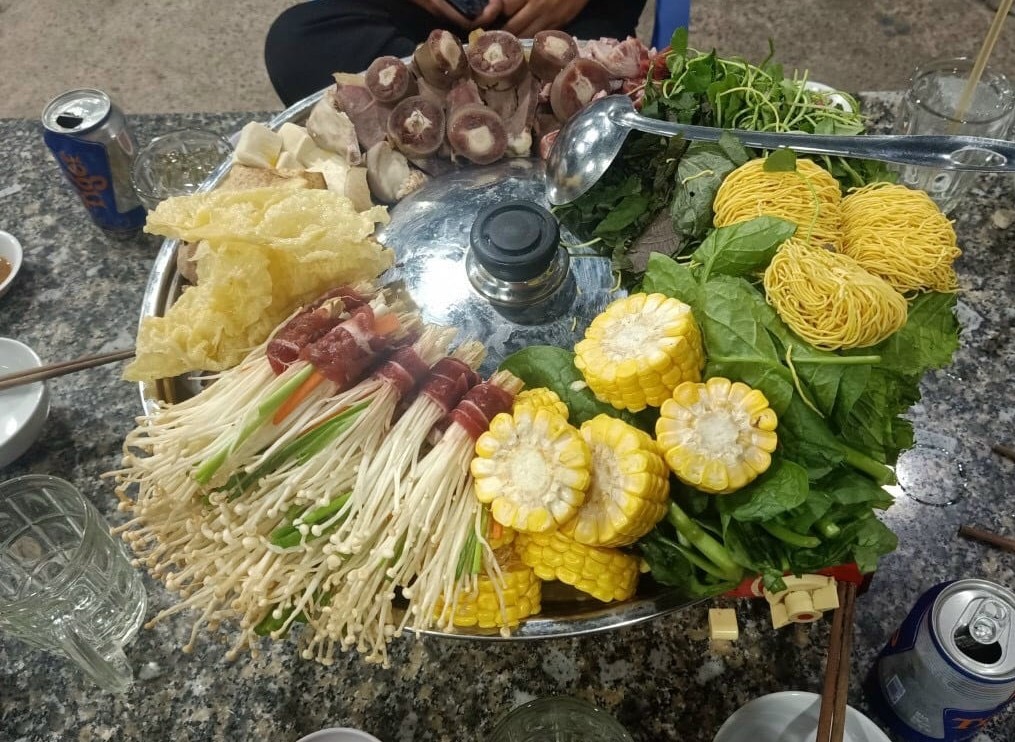 Lẩu bò Quận 9: Lưu ngay 11 quán ăn ngon, giá hợp lý